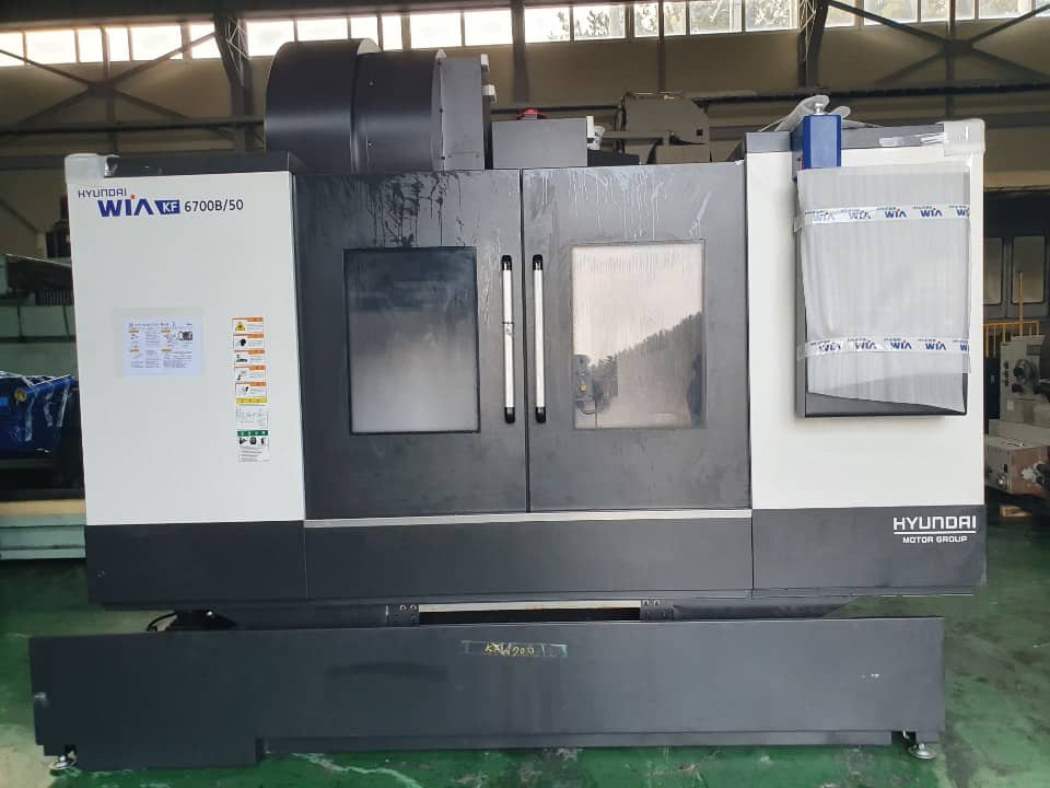 Used Hyundai Wia KF6700B/50 - CNC VMC - 8068619