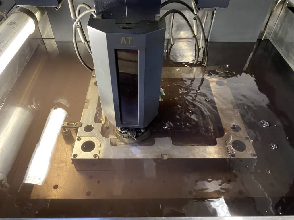 Used Mitsubishi FA20S Advance - Wire EDM - 8069610