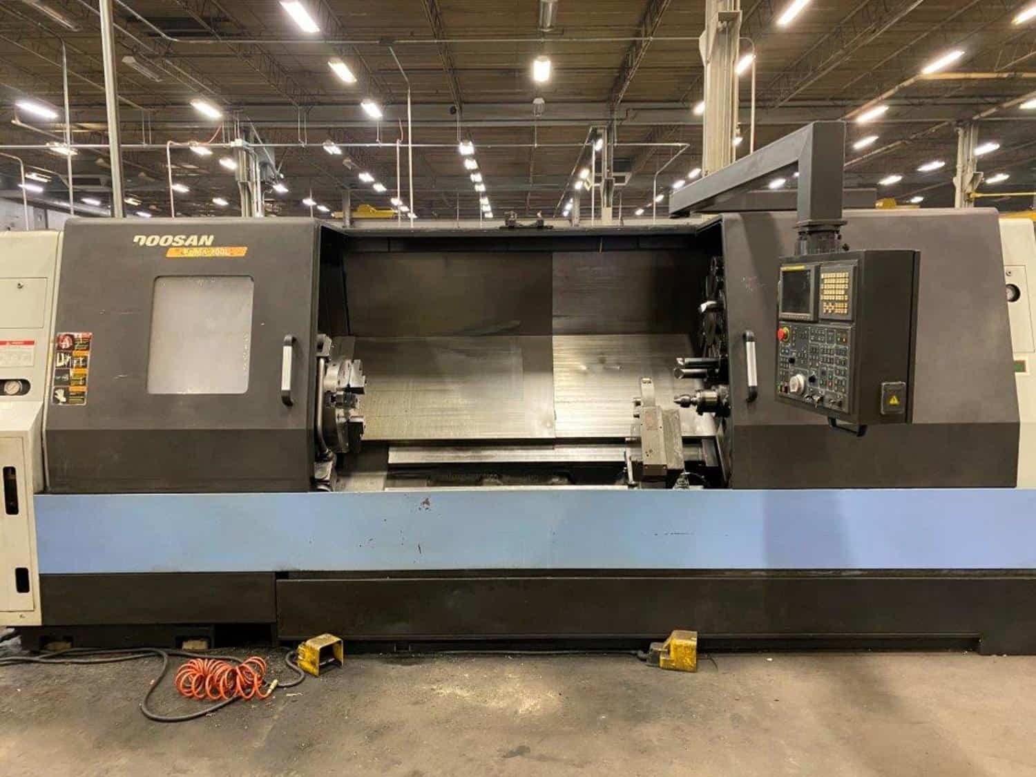 Used Doosan Puma 400L- CNC Lathe - 8069823