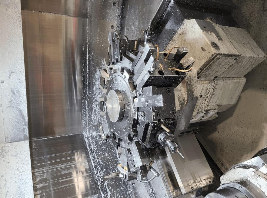 Used Okuma Genos L300-M-e - CNC Lathe - 8069952