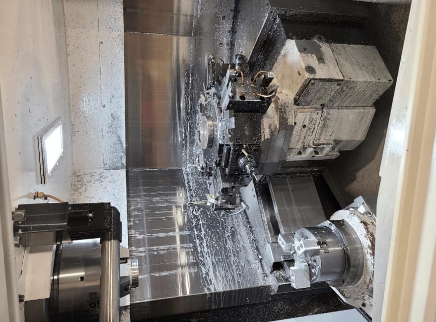 Used Okuma Genos L300-M-e - CNC Lathe - 8069952