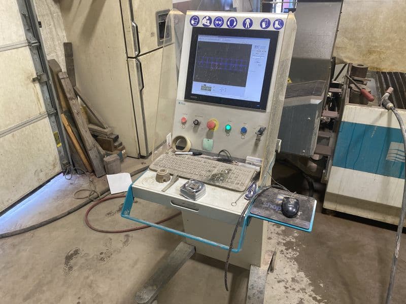 Used Flow Mach 300 - CNC Waterjet - 8069883