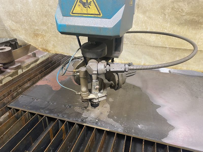 Used Flow Mach 300 - CNC Waterjet - 8069883