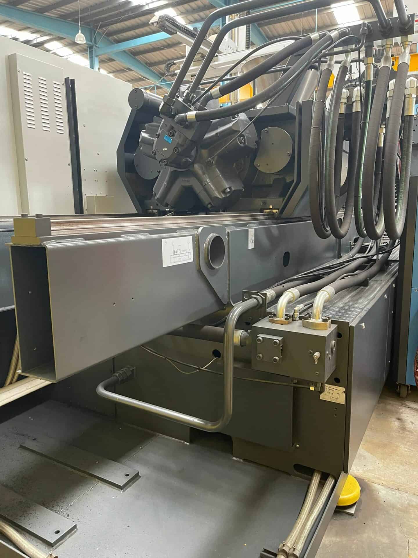 Used Sumitomo-Demag - Injection Molding Machine - 8070500