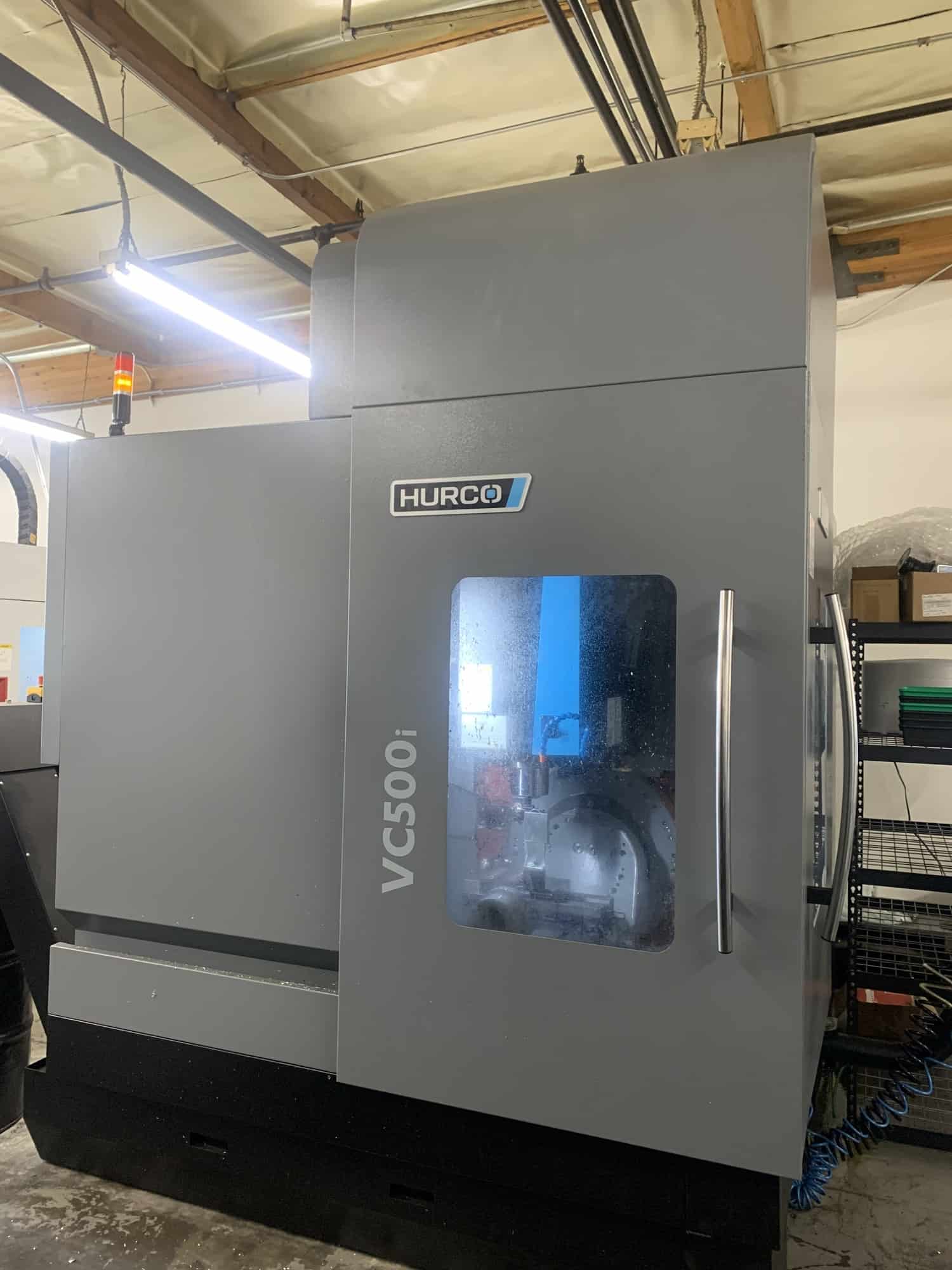 Used Hurco VC500i - CNC Vertical Machining Center - 8070519