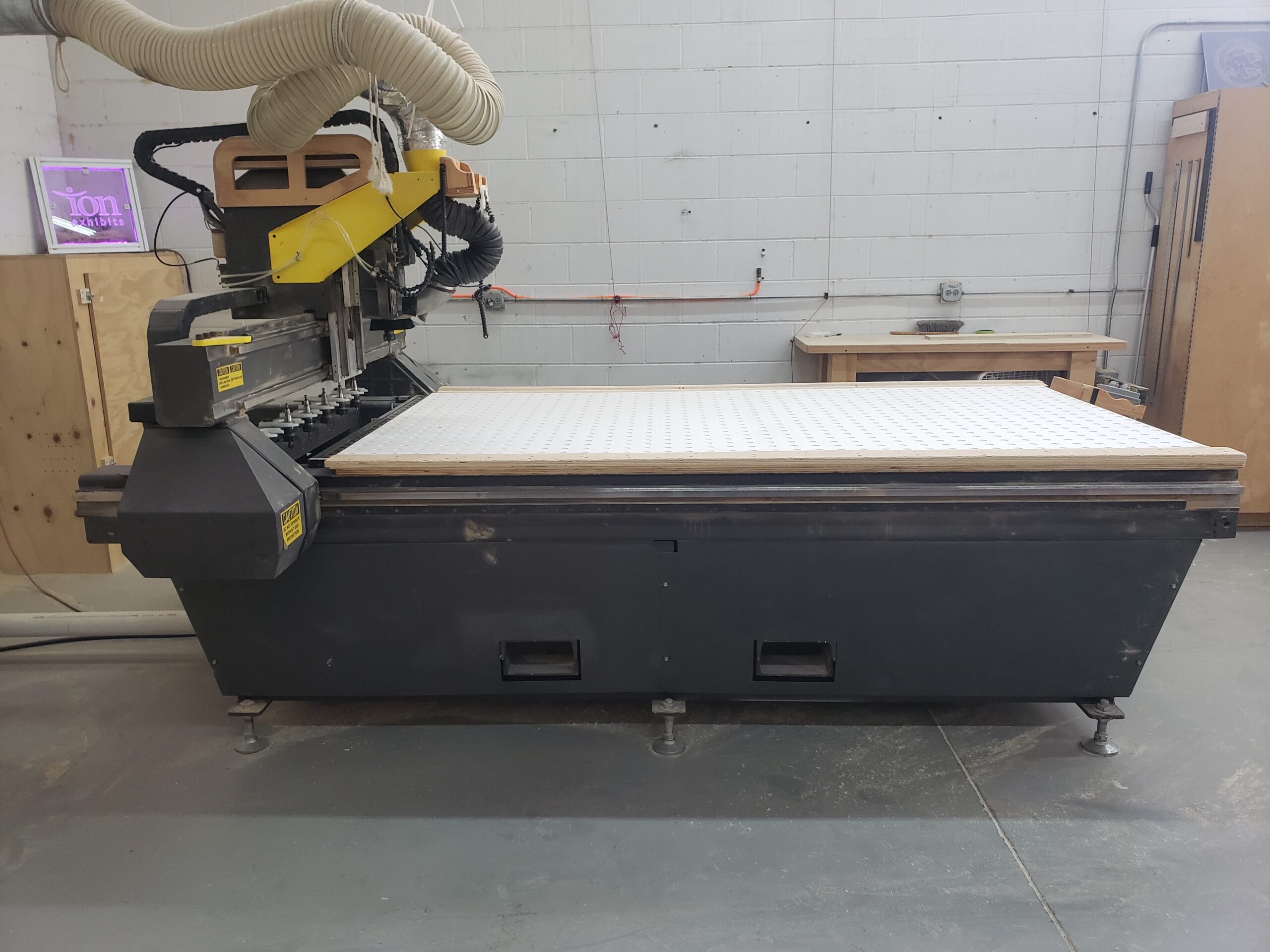 Used Multicam 3000 Series - CNC Router - 8070900