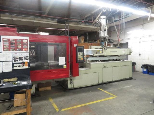 Used Negri Bossi NB-V530 - Injection Molding Machine - 8071019