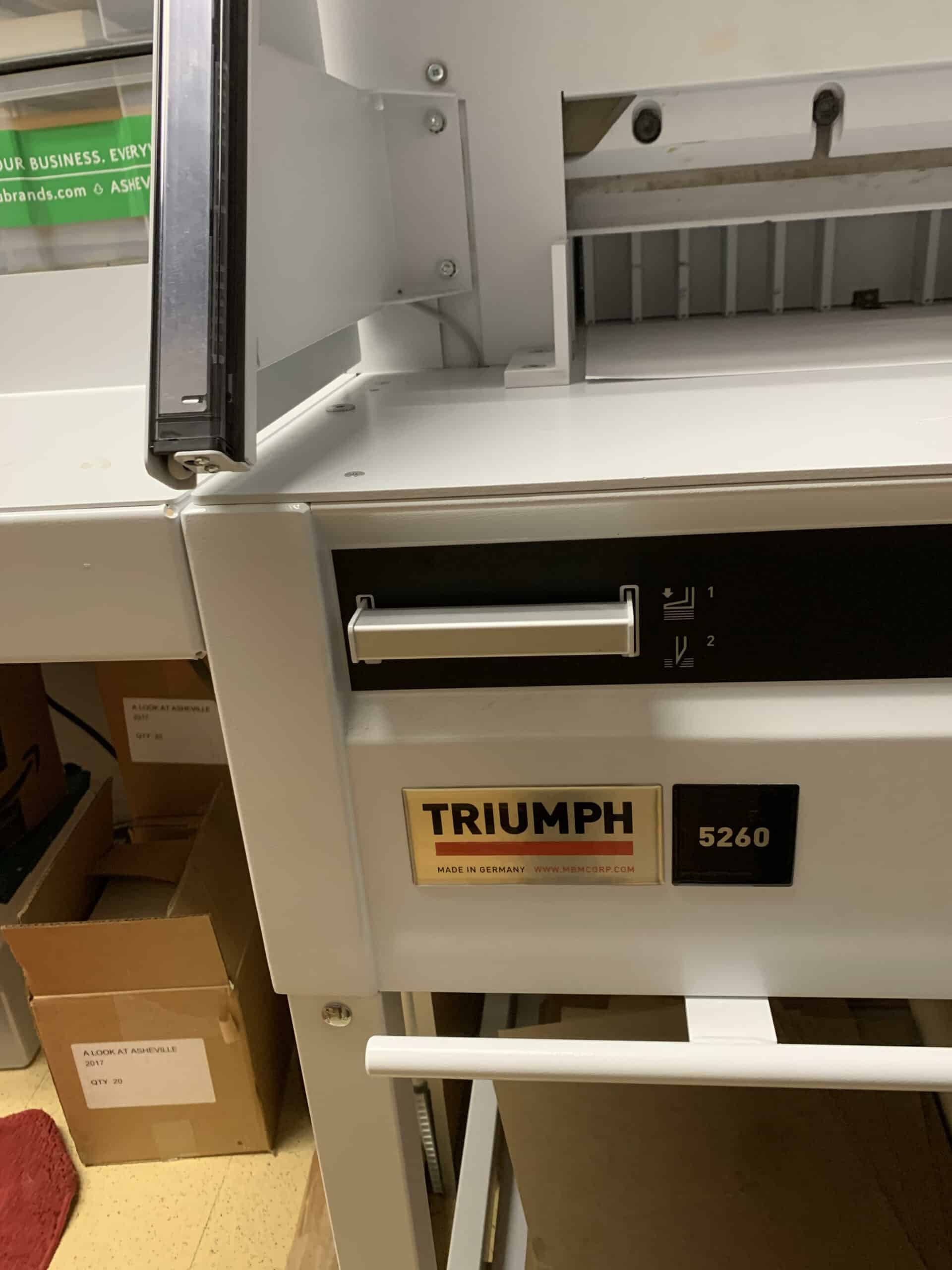 Used Triumph 5260 Cutter - Printing Equipment - 8071214