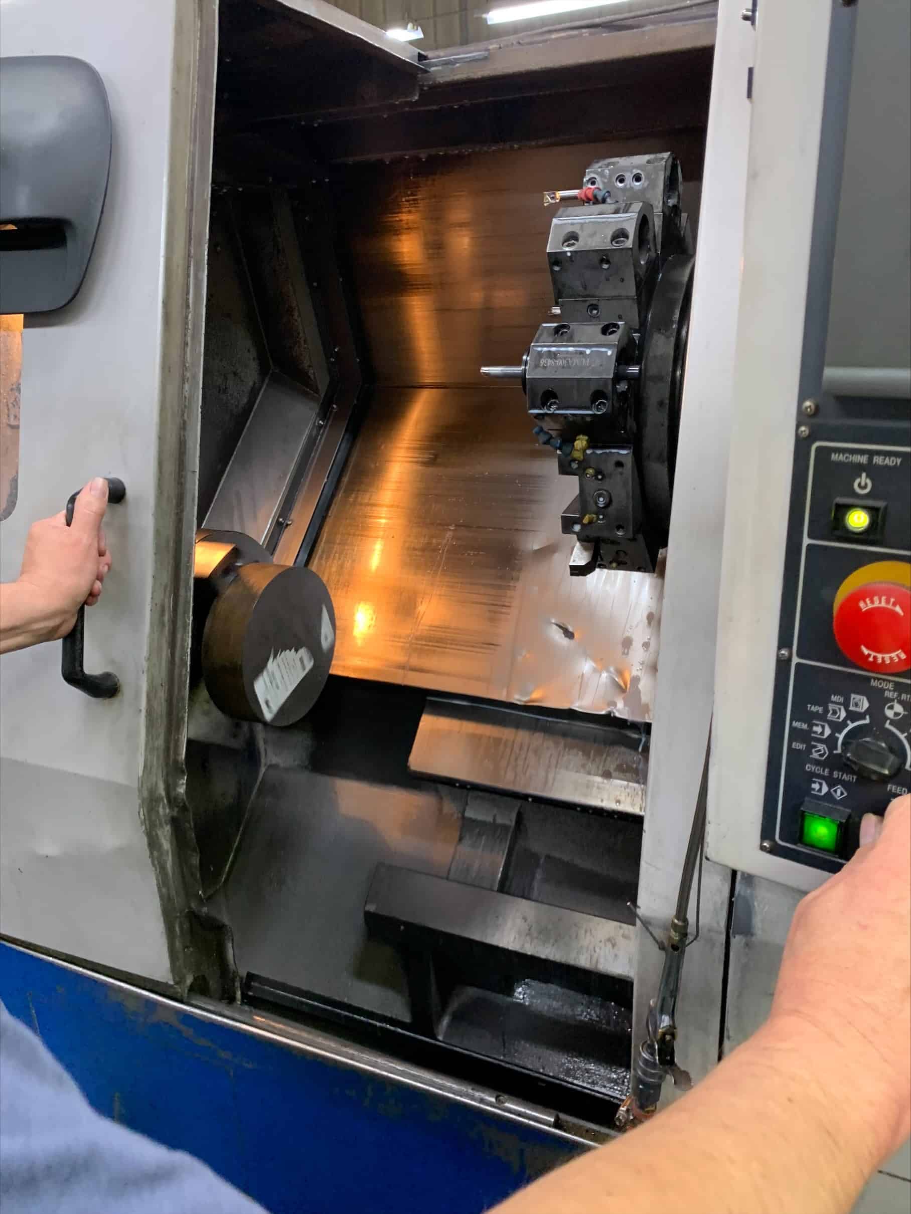 Used Daewoo Puma 300 - CNC Lathe - 8071237