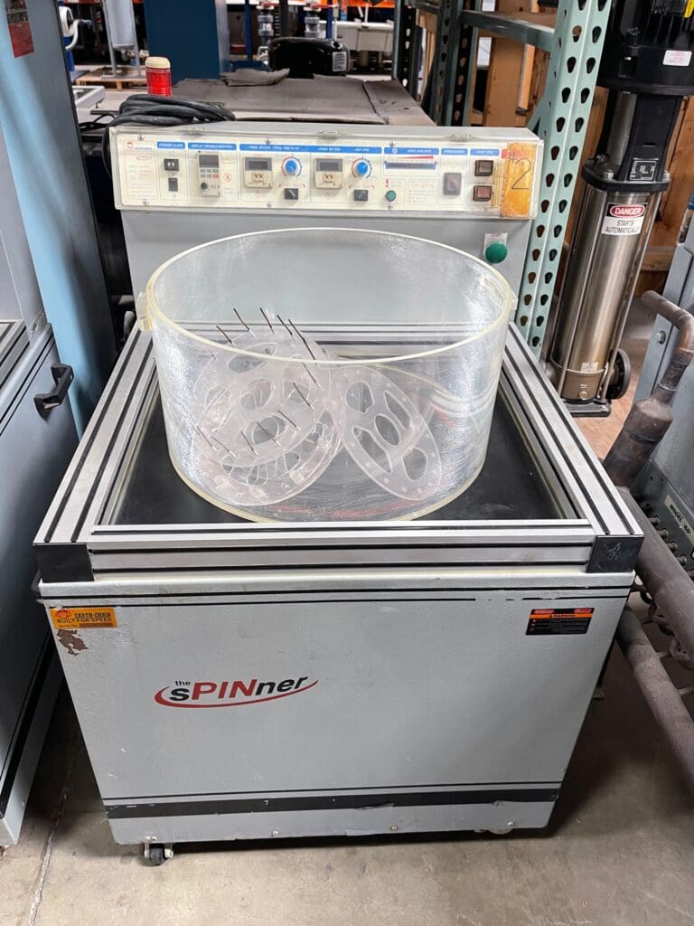 Used Techniks Spinner HD-750L - Deburring Machine - 8071499