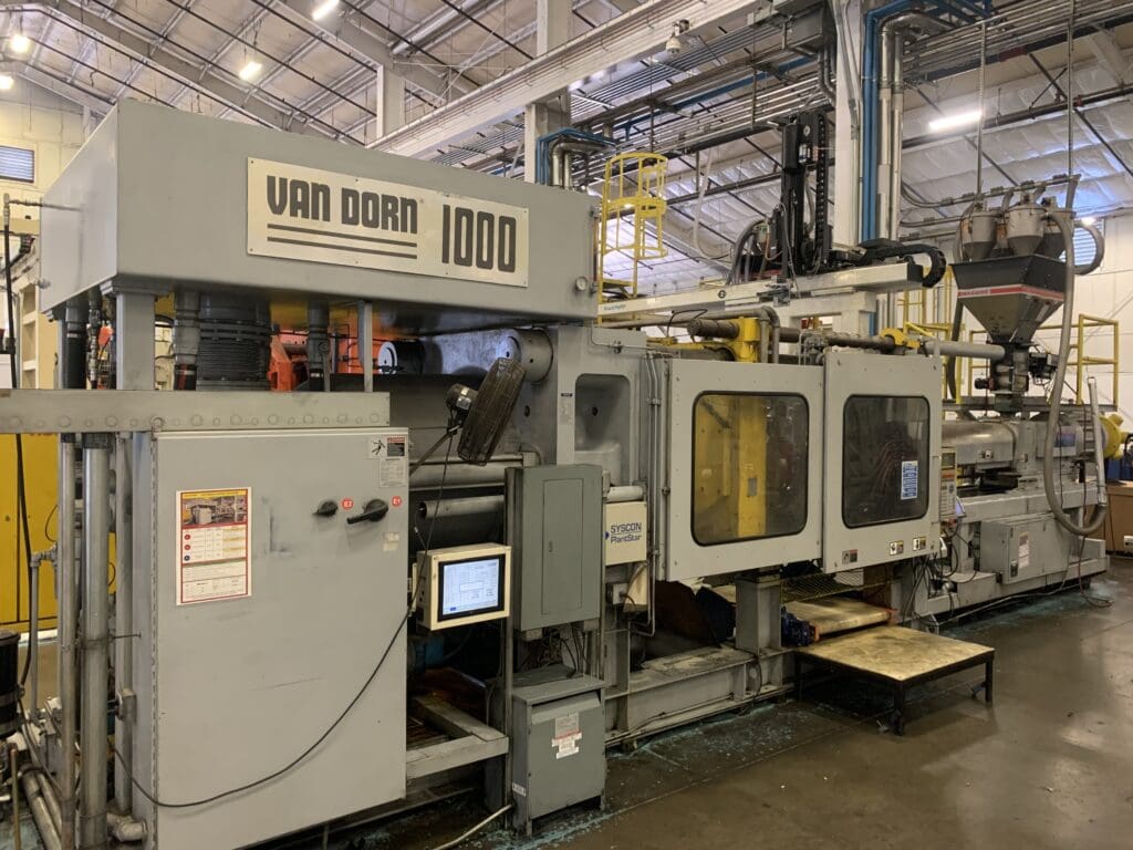 Used Van Dorn 1000HP-165 - Injection Molding Machine - 8071593