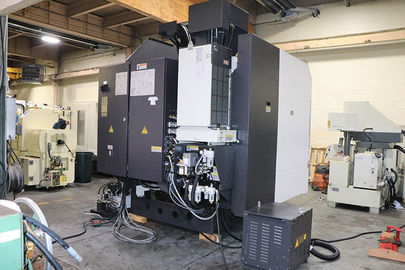 Used Okuma Genos M460V-5AX - CNC Vertical Machining Center -8071779