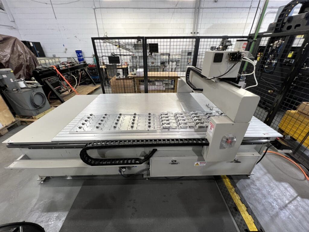 Used Vision VR48 - CNC Router - 8071810