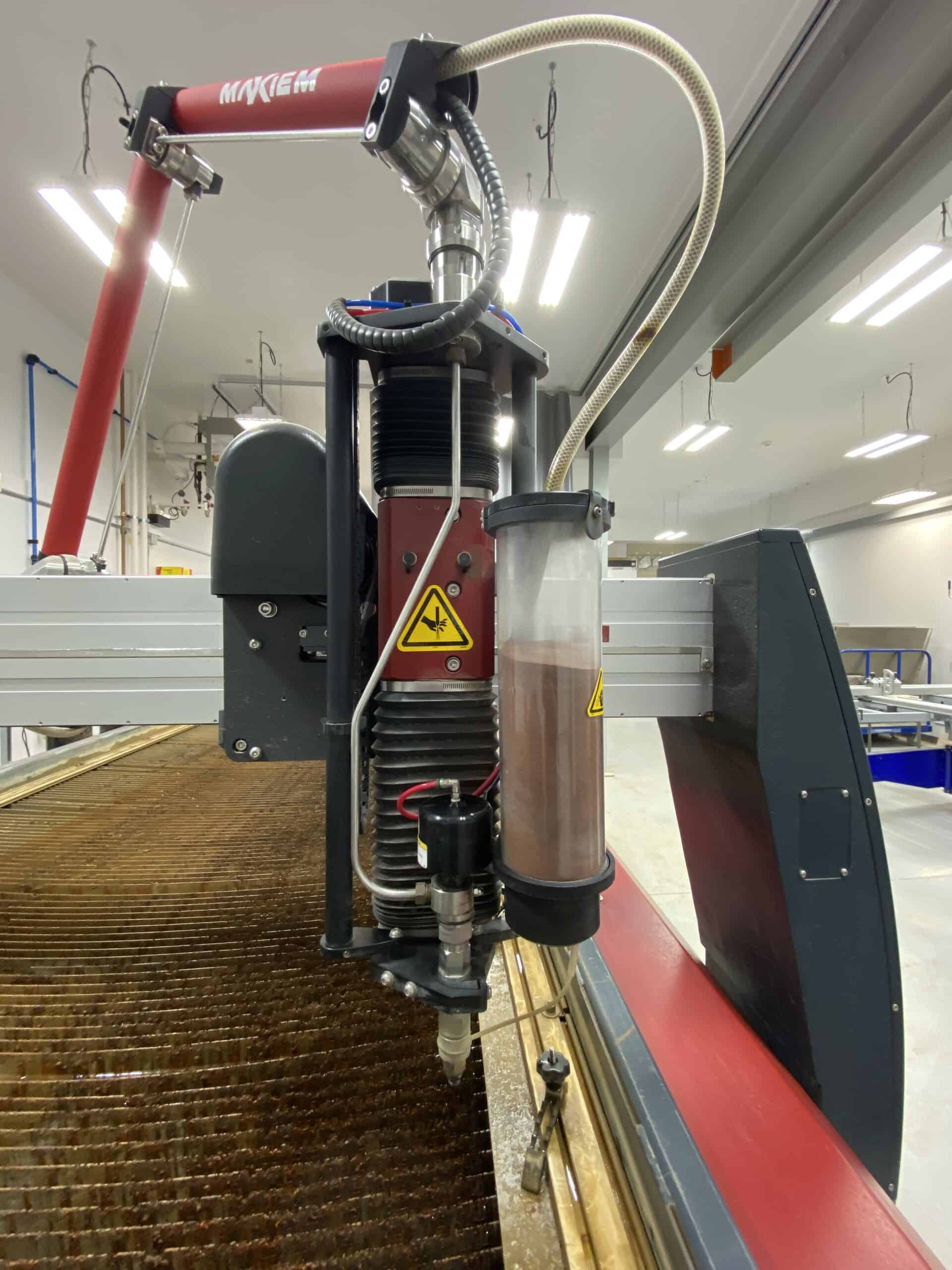 Used Omax Maxiem 1530 - CNC Waterjet - 8072005