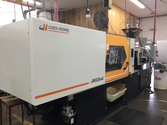 Used Chen Hsong JM228-AI - Injection Molding Machine - 8072047