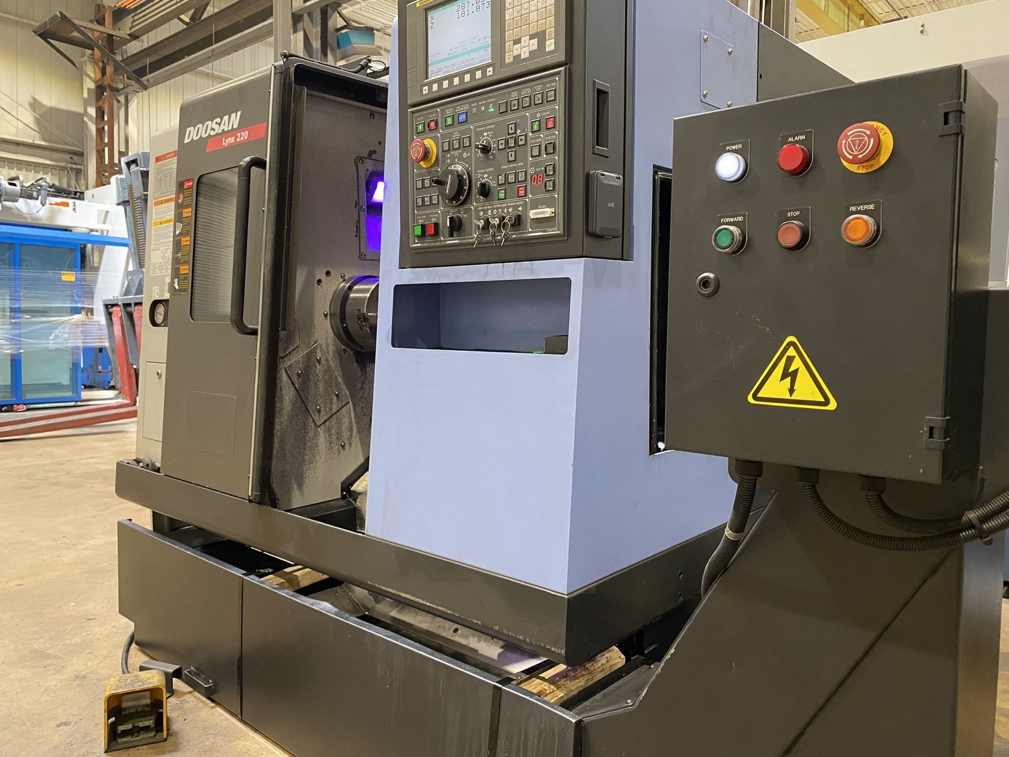 Used Doosan Lynx 220C - CNC Lathe - 8072170