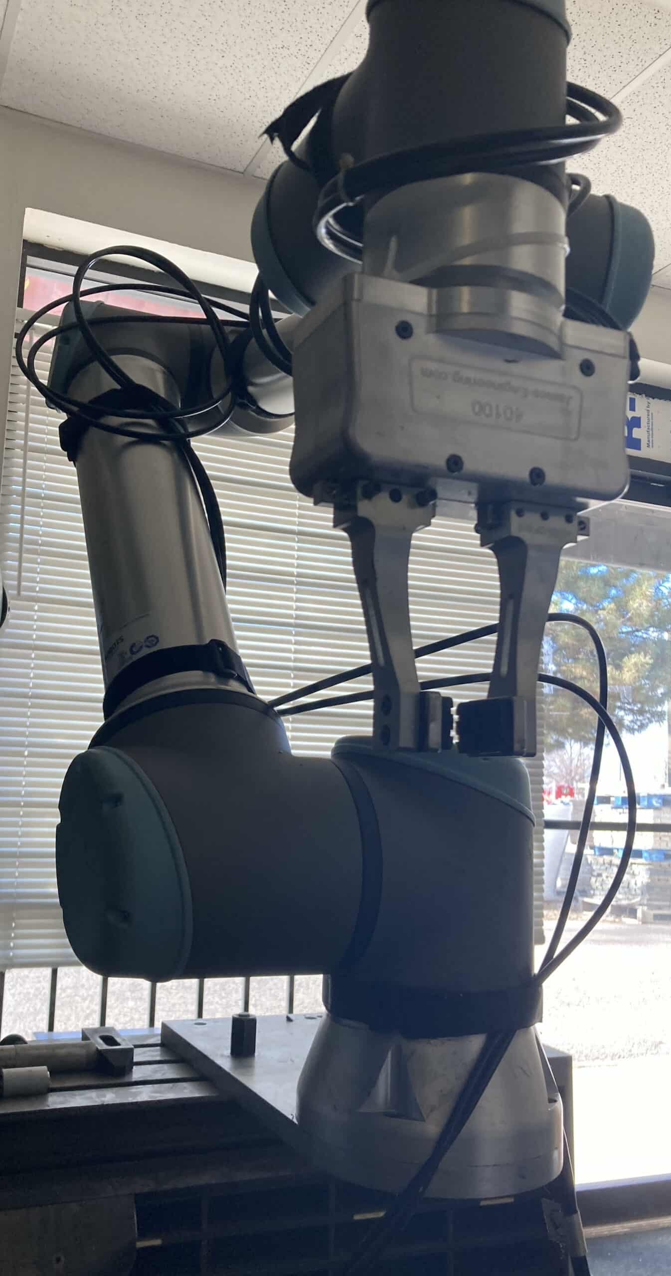 Used Universal Robot UR10E - Robot - 8072473