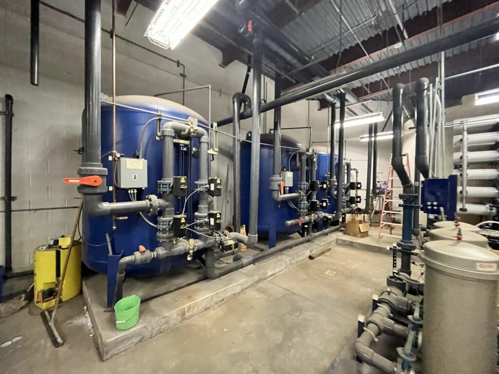 Used - IPEC/WESTECH DA72072-S - Water Deionizing System - 8072581