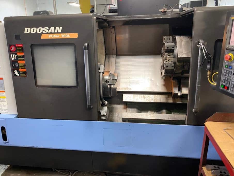 Used Doosan Puma 300LC - CNC Lathe - 8072483