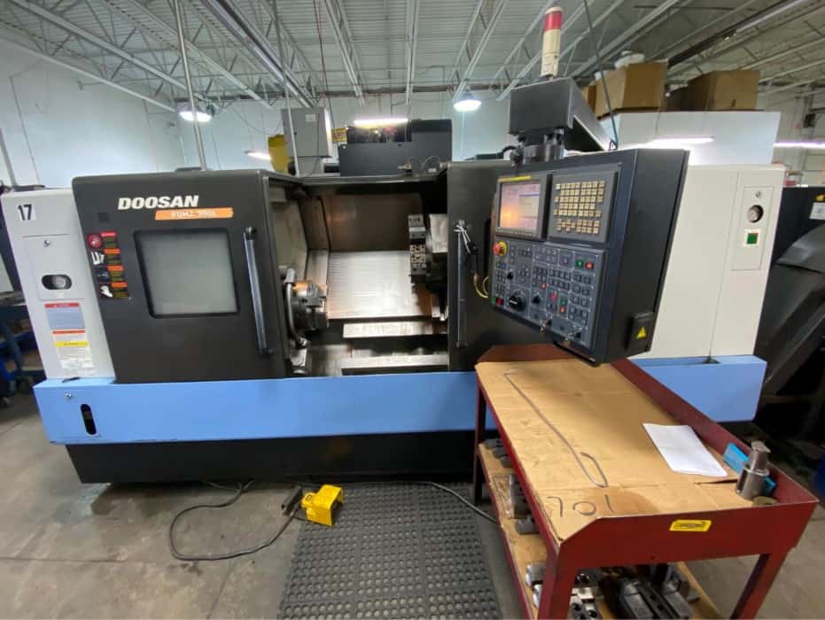 Used Doosan Puma 300LC - CNC Lathe - 8072483