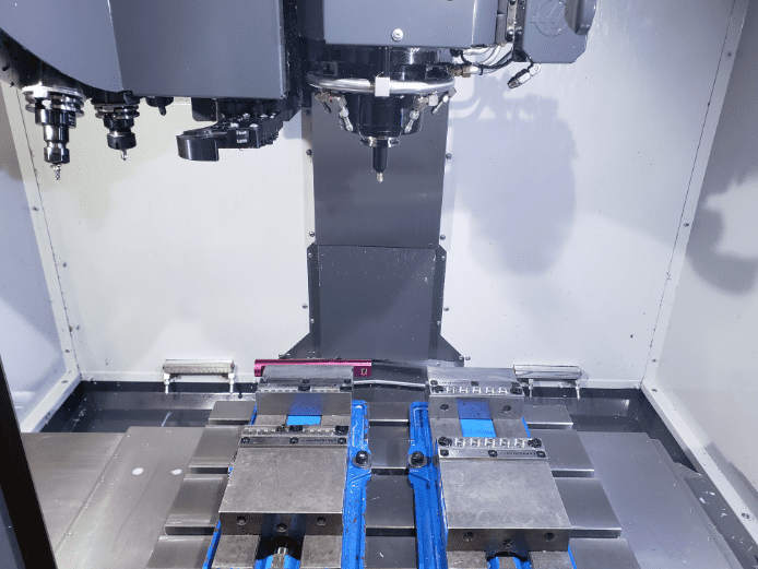 Used Haas DM-1 - CNC Vertical Machining Center - 8073039