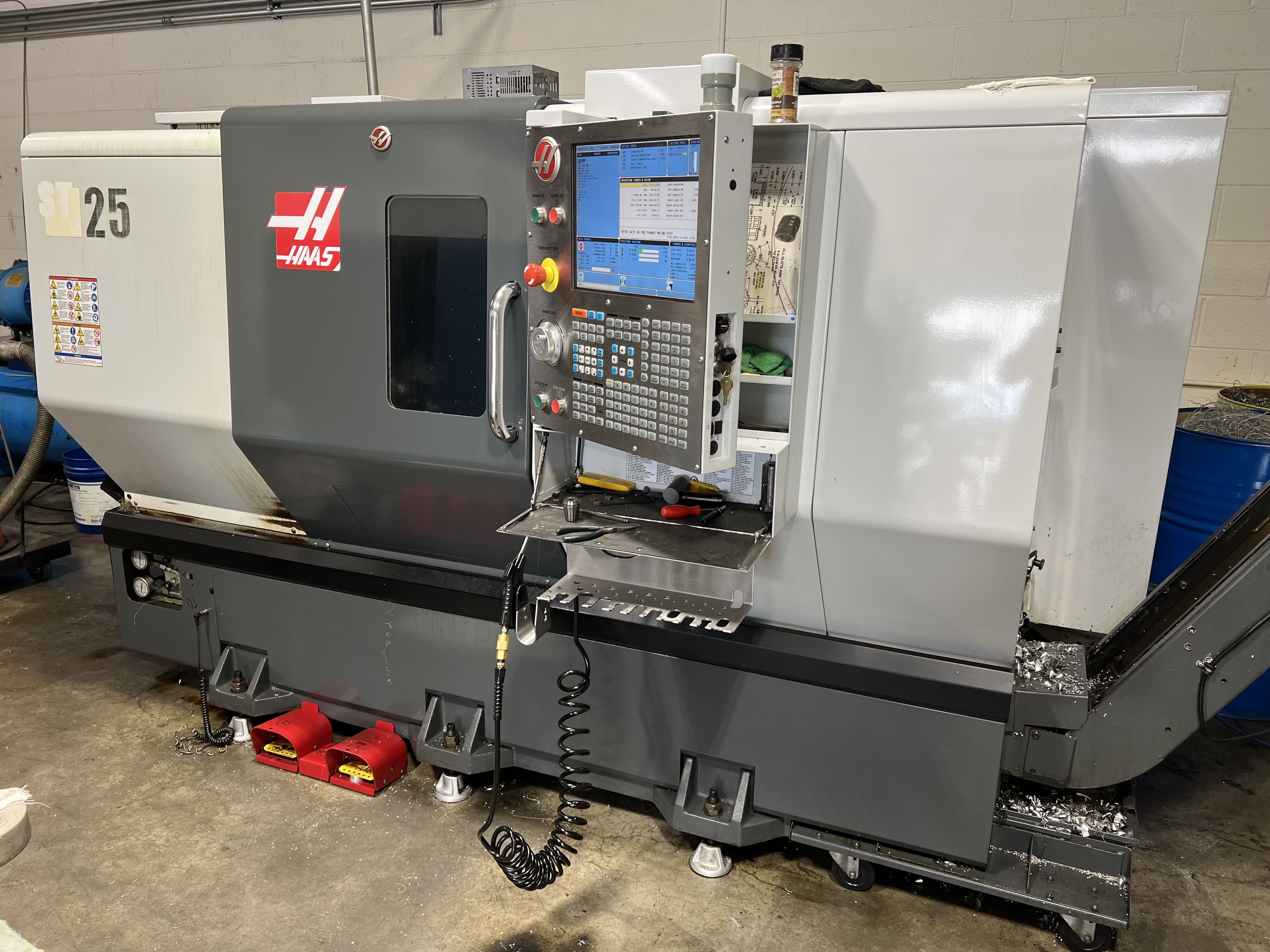 Used Haas ST-25 - CNC Lathe - 8073346