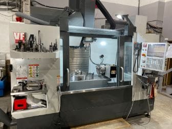 Used Haas VF-4 - CNC Vertical Machining Center - 8073316