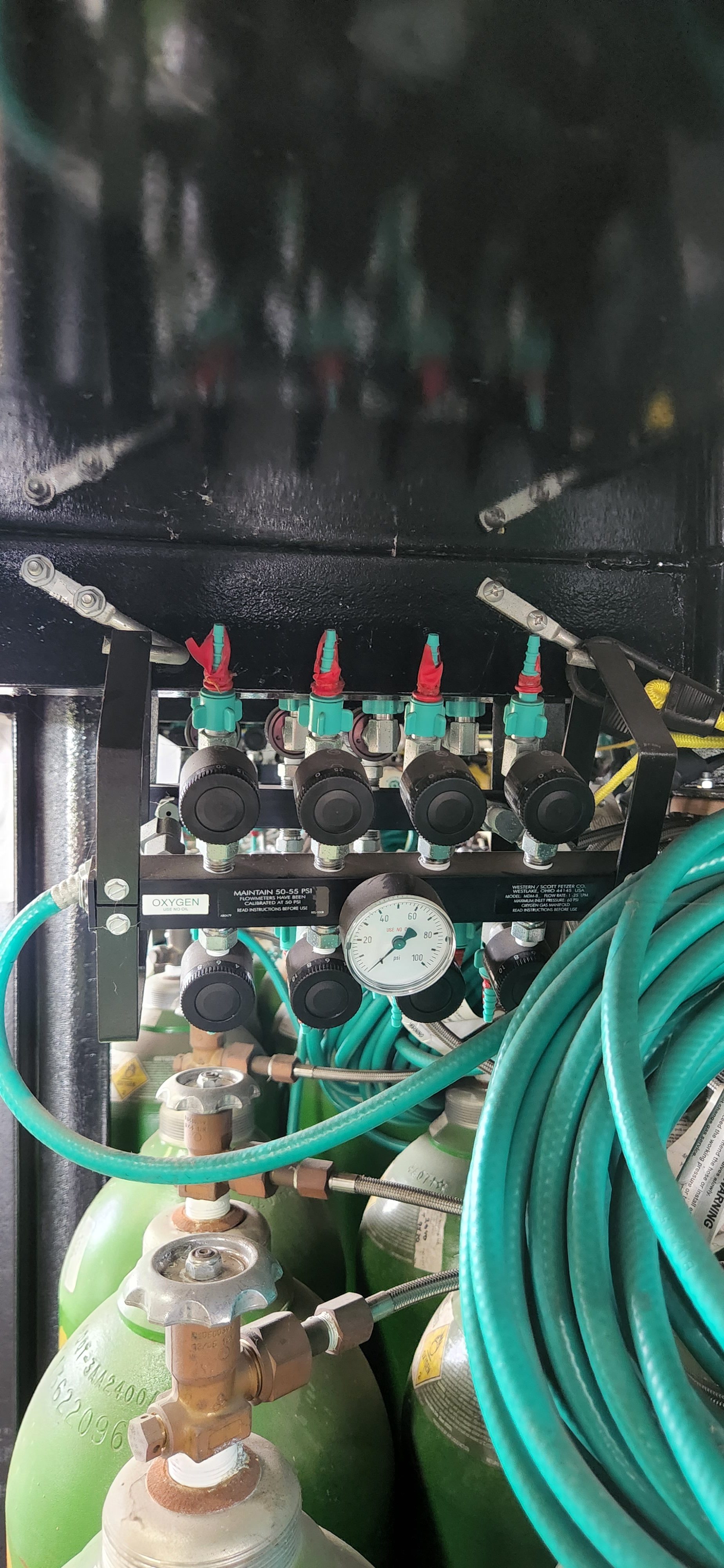 Used Oxygen Tank - Tanks - 8073423