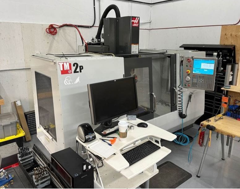 Used Haas TM-2P - CNC Vertical Machining Center - 8073711