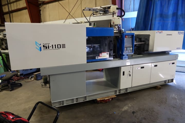 Used Toyo Si-100III - Injection Molding Machine - 8073795
