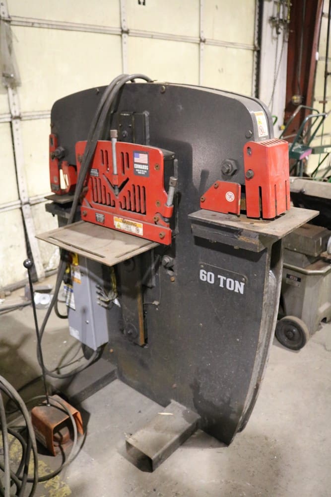 Used Edwards IW60 - Ironworker - 8073966
