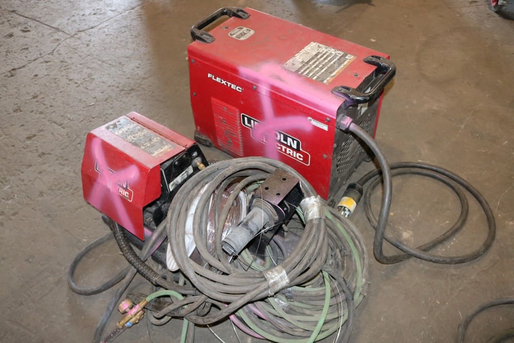 Used Lincoln Electric Flextec 500X - Welder - 8073970