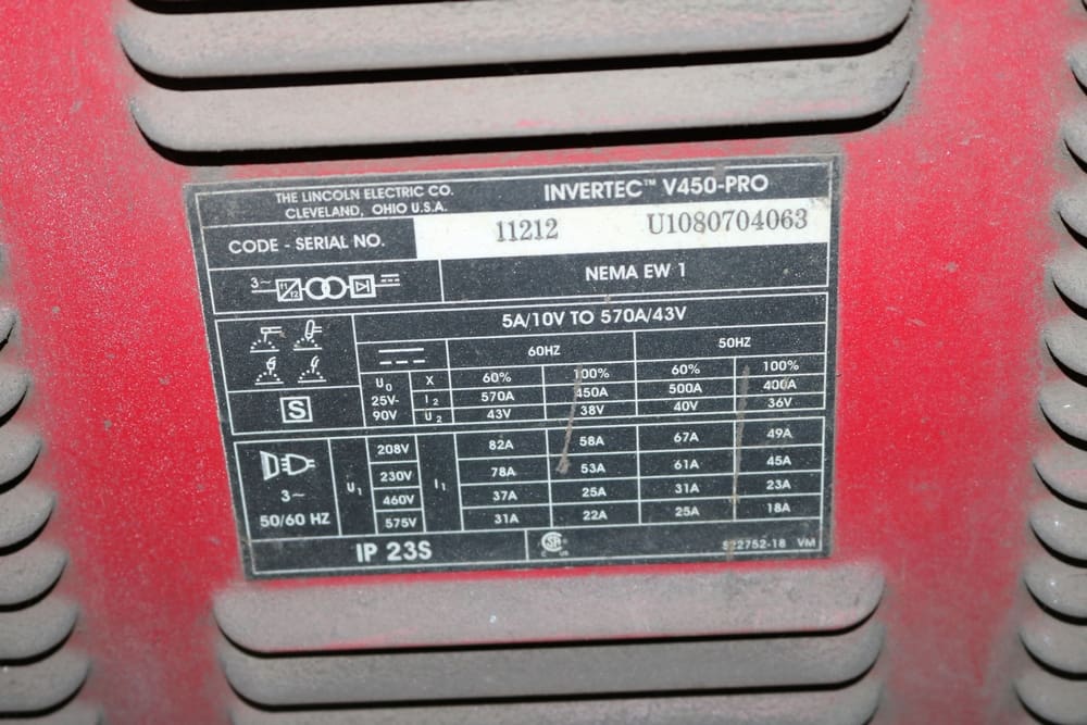 Used Lincoln Eletric Invertec V450-Pro - Welder - 8074063