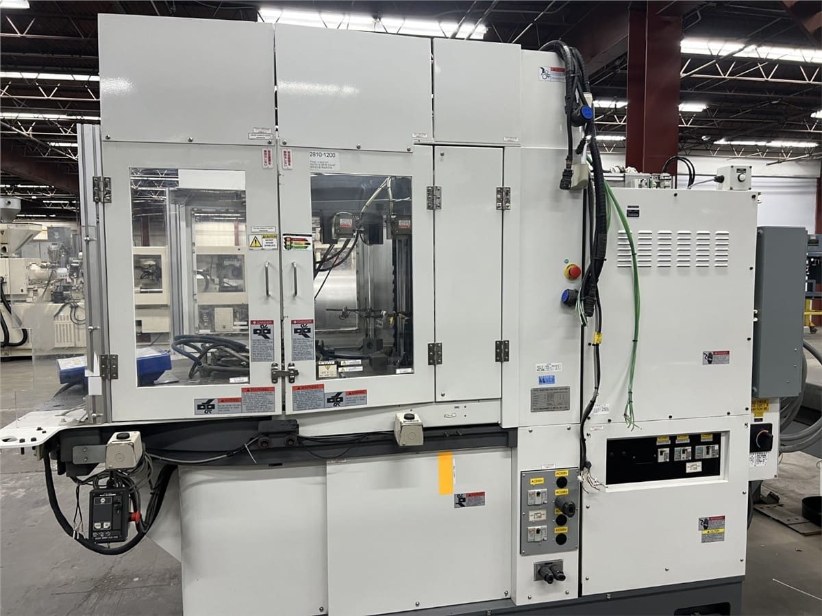 Used Toyo ET-100VR2 - Injection Molding Machine - 8074107