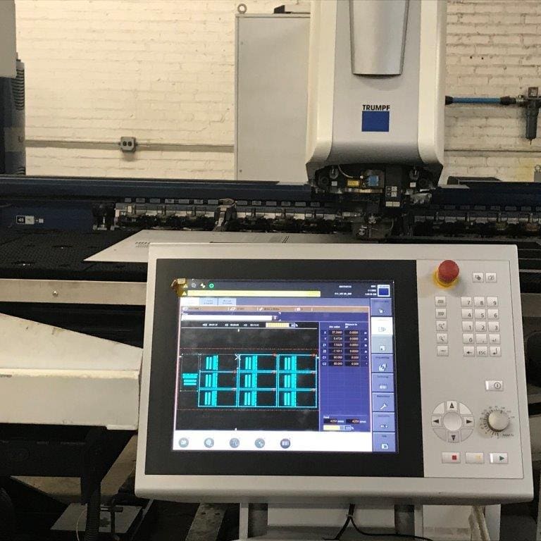 Used Trumpf TruPunch 3000 - Turret Punch - 8074177