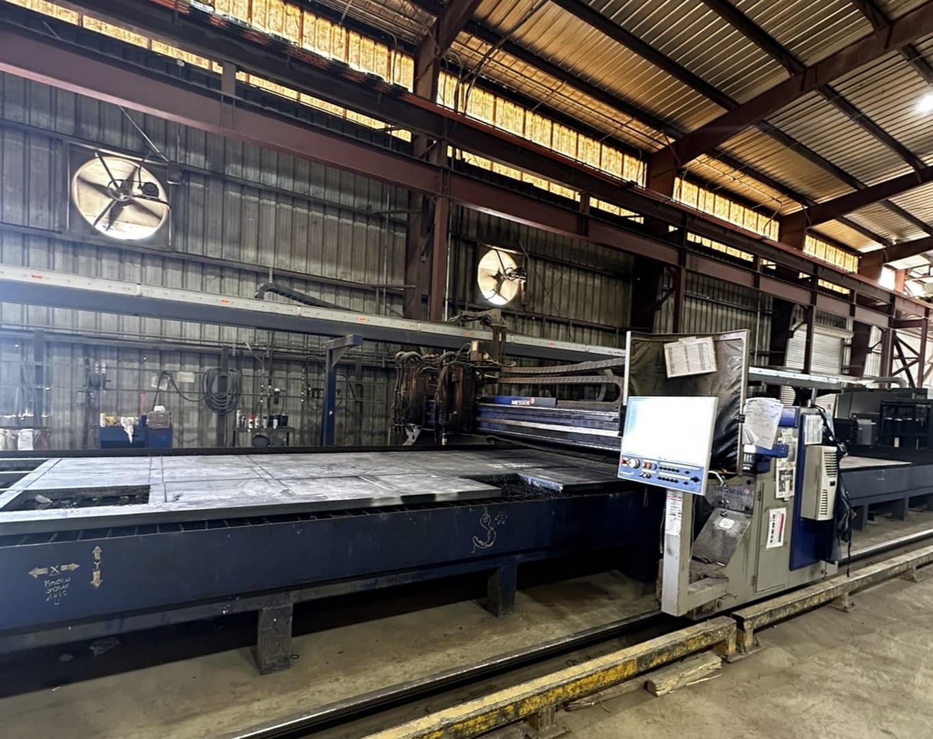 Used Messer Titan III - Plasma Cutter - 8074327