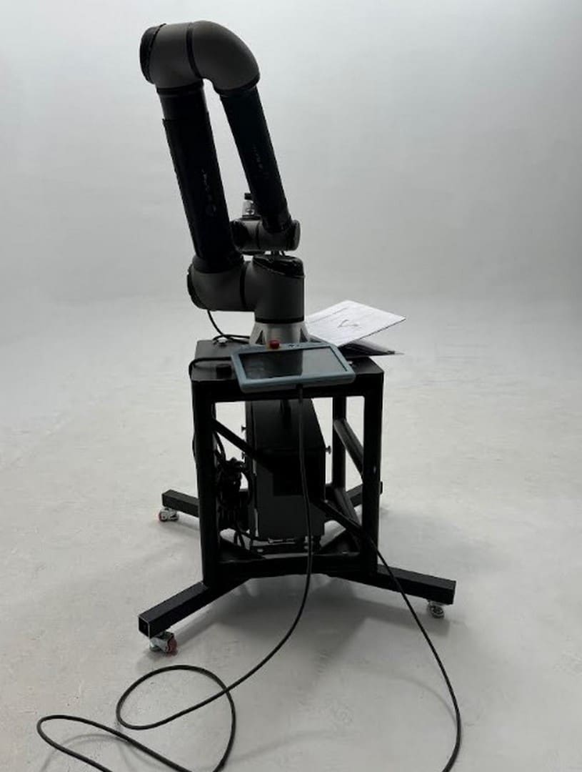 Used Universal Robot UR10E - Robot - 8074442