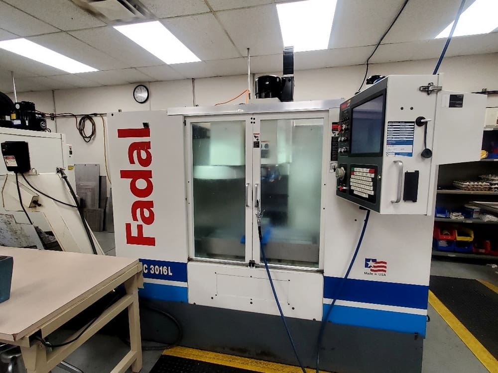 Used Fadal VMC 3016L - CNC Vertical Machining Center - 8074617