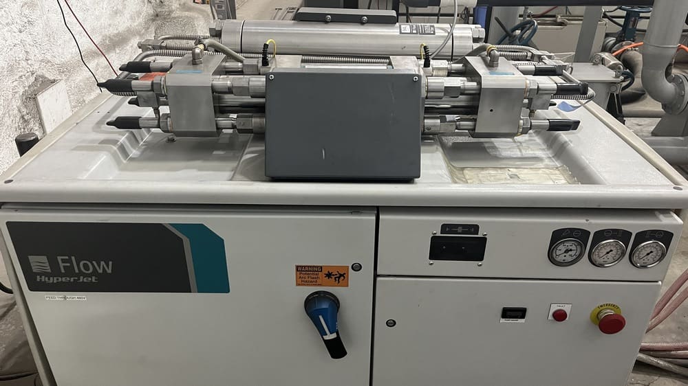 Used Flow HyperJet - Waterjet Pump - 8073898