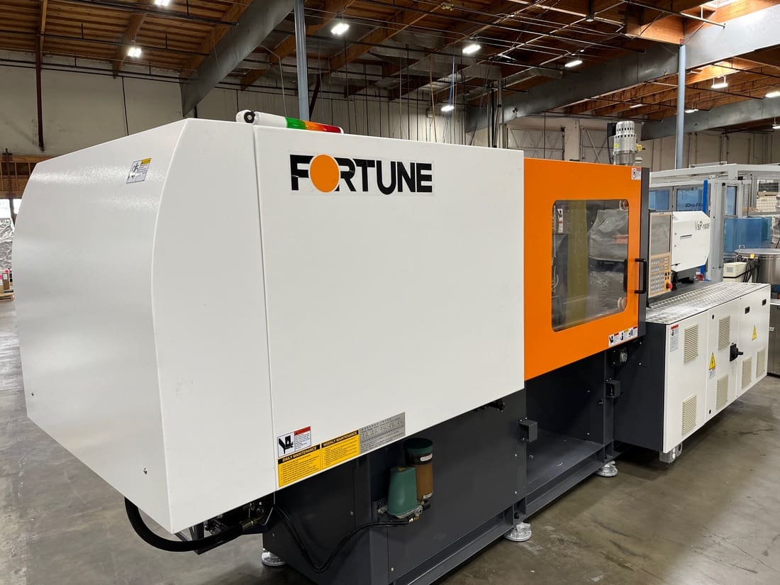 Used Fortune VsP-180 - Injection Molding Machine - 8074859