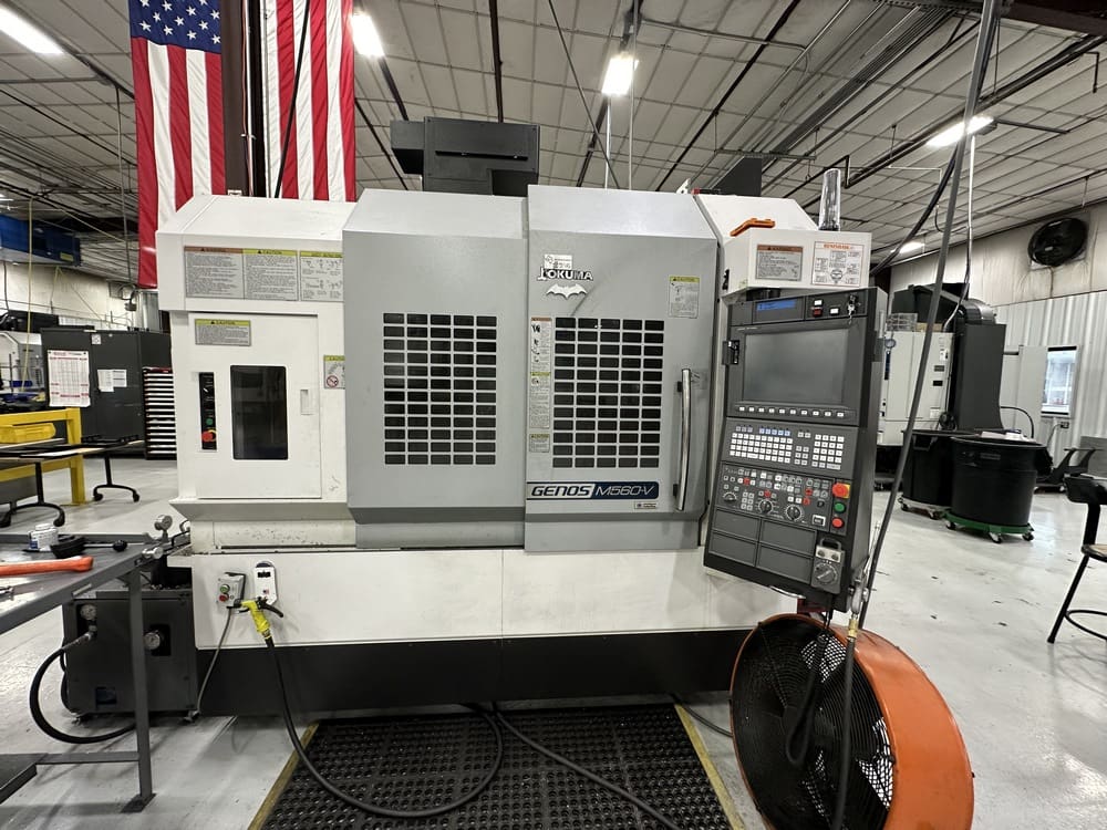 Used Okuma Genos M560-V - CNC Vertical Machining Center - 8075277