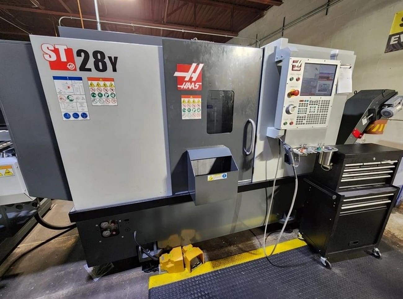 Used Haas ST-28Y - CNC Lathe - 8075533