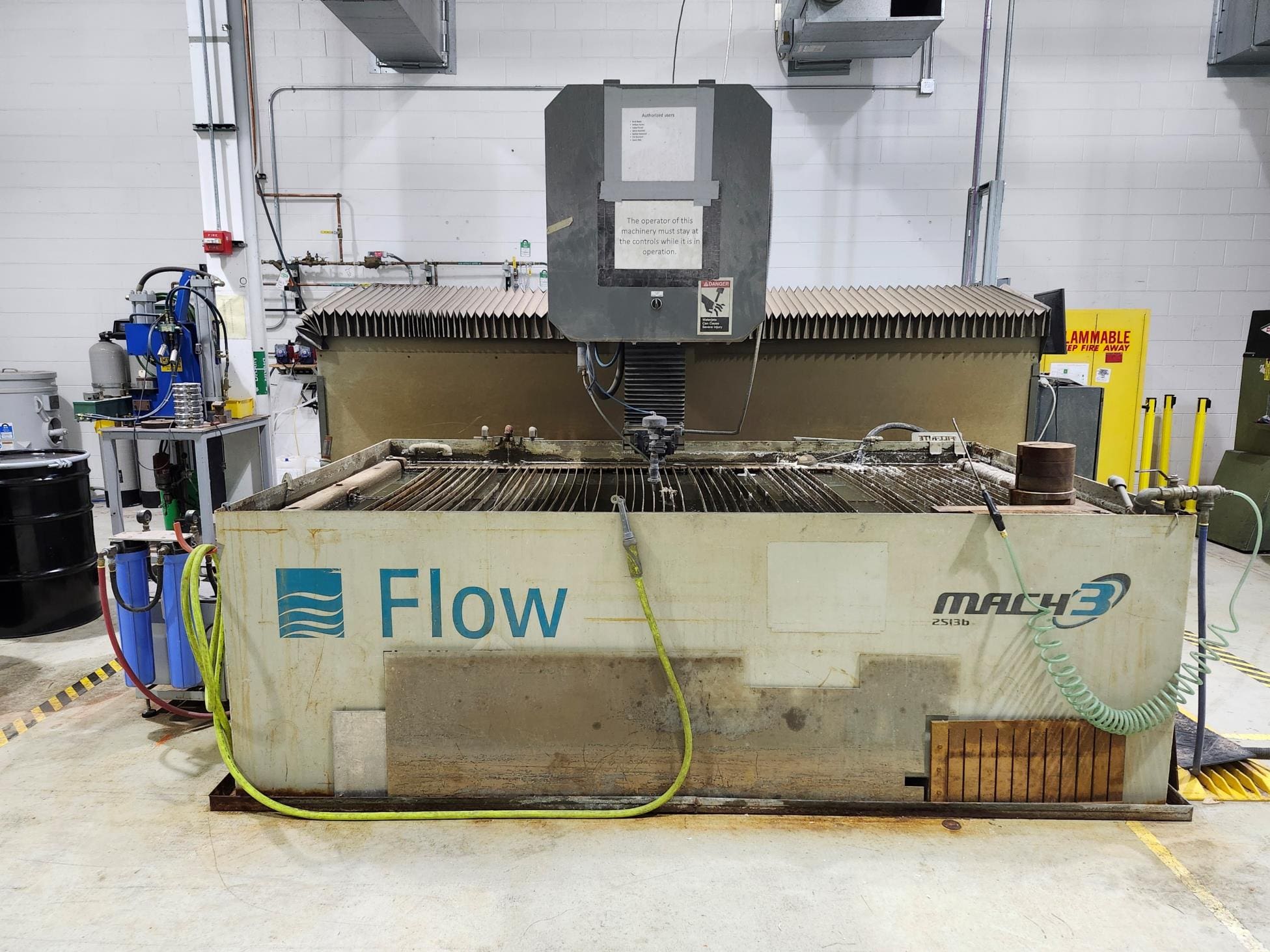 Used Flow Mach 3 2513b - CNC Waterjet - 8076033