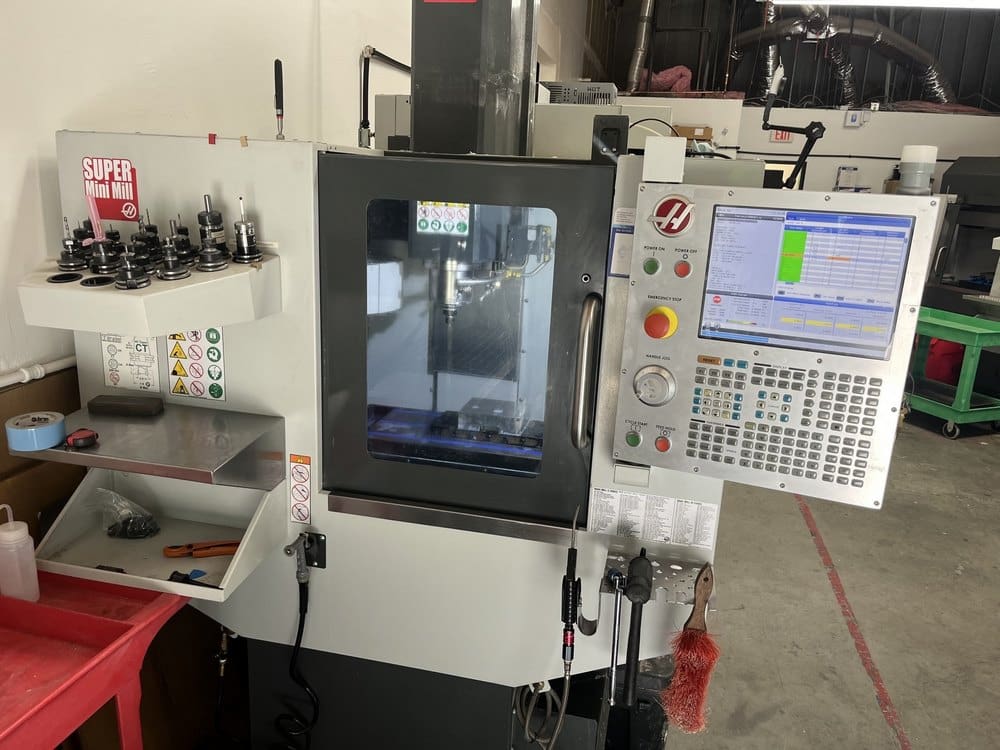 Used Haas Super Mini Mill - CNC Vertical Machining Center - 8076111