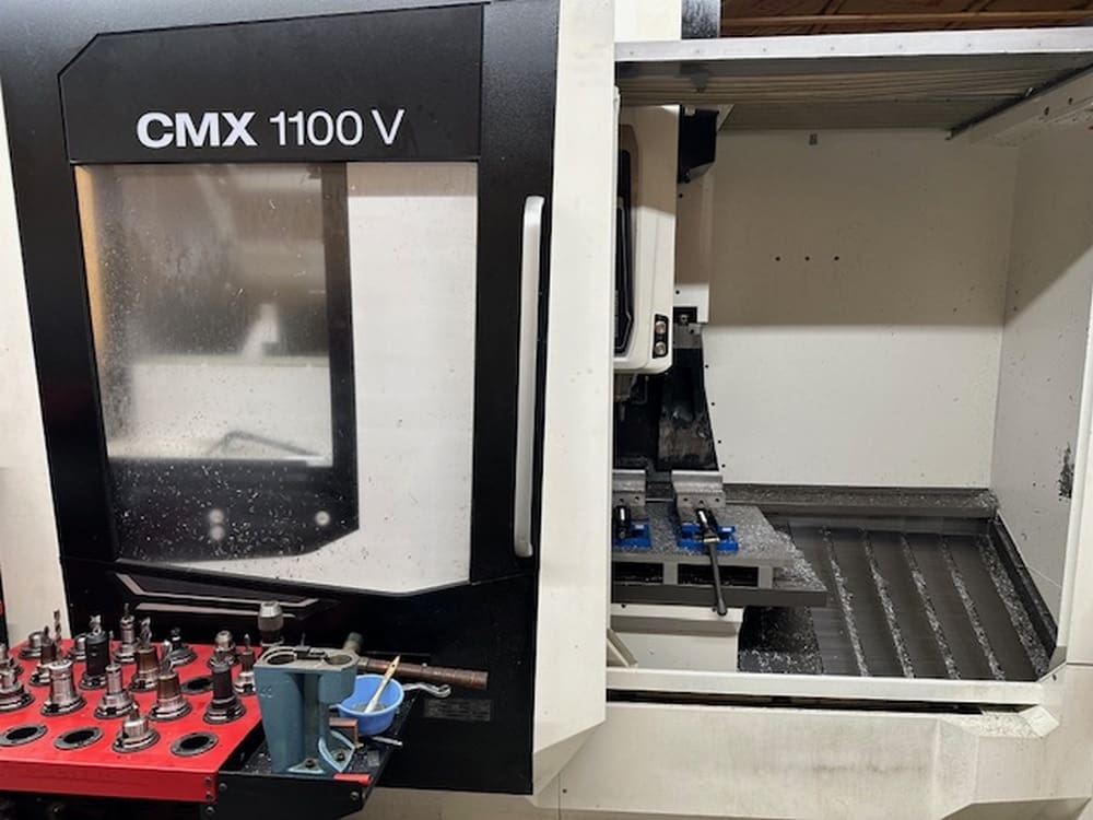 Used DMG Mori CMX1100V - CNC Vertical Machining Center - 8076274