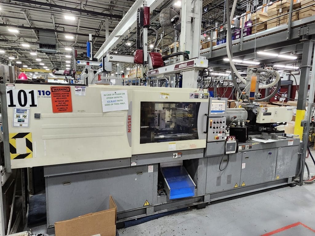 Used Nissei FNX110-18A - Injection Molding Machine - 8076341