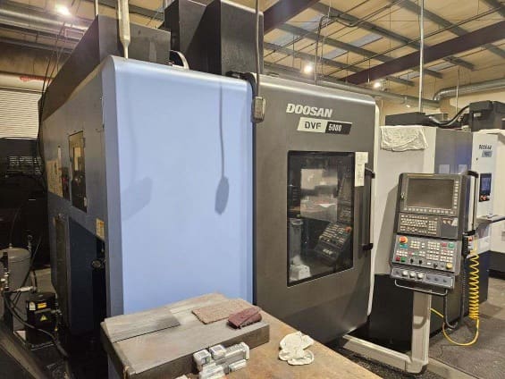 Used Doosan DVF 5000 - CNC Vertical Machining Center - 8077057